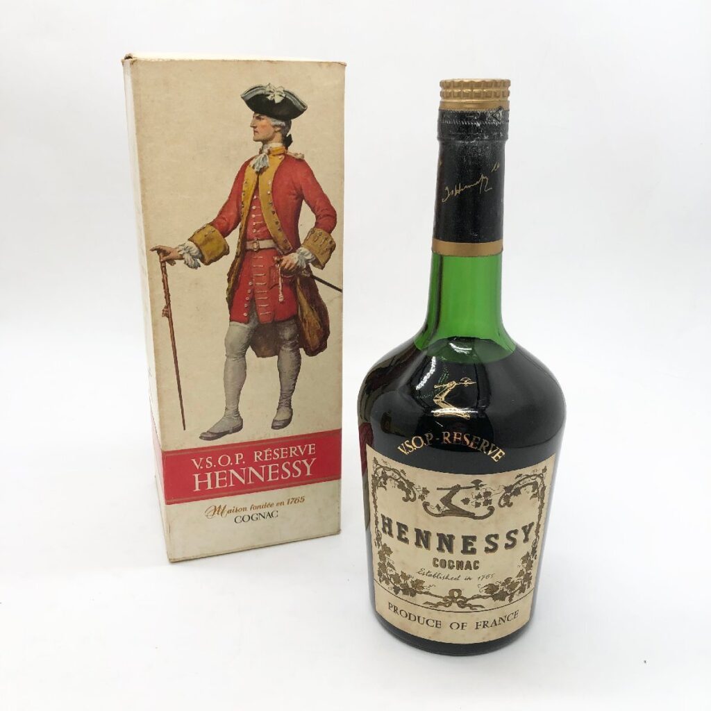 Hennessy COGNAC V.S.O.P. RESERVE ヘネシー リザーブ 700ml - リサイクル＆買取専門のリサイクルマート