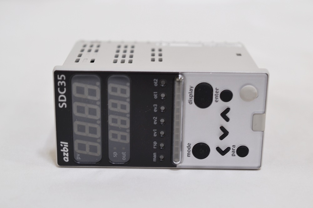 azbil 山武 デジタル指示調節計 SDC35 C35TR0UA2100 買取金額 7,000円 - リサイクル＆買取専門のリサイクルマート